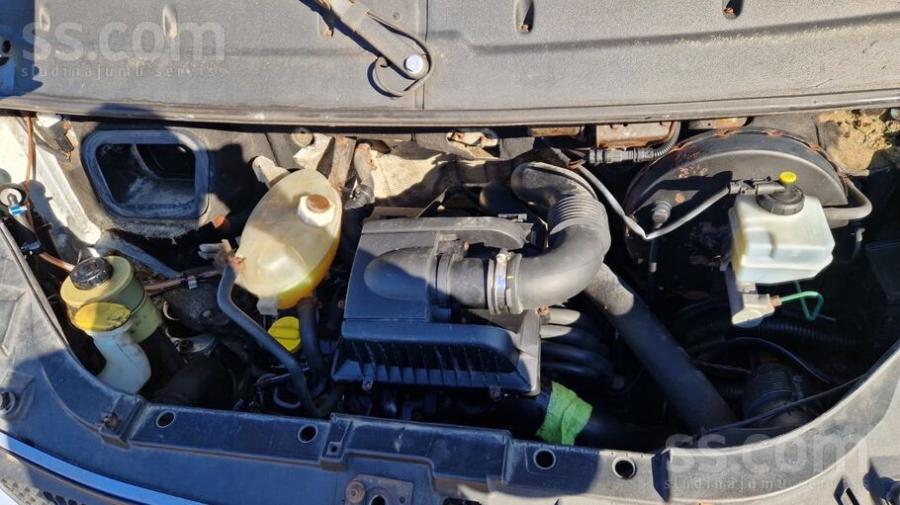 Violets Renault Master 2004 Daugavpils, ar dzinēja tilpumu 2.50 L un nobraukumu 452 tūkst. km par 2300 €, foto 7 vietnē AUTOMOTO.COM.LV
