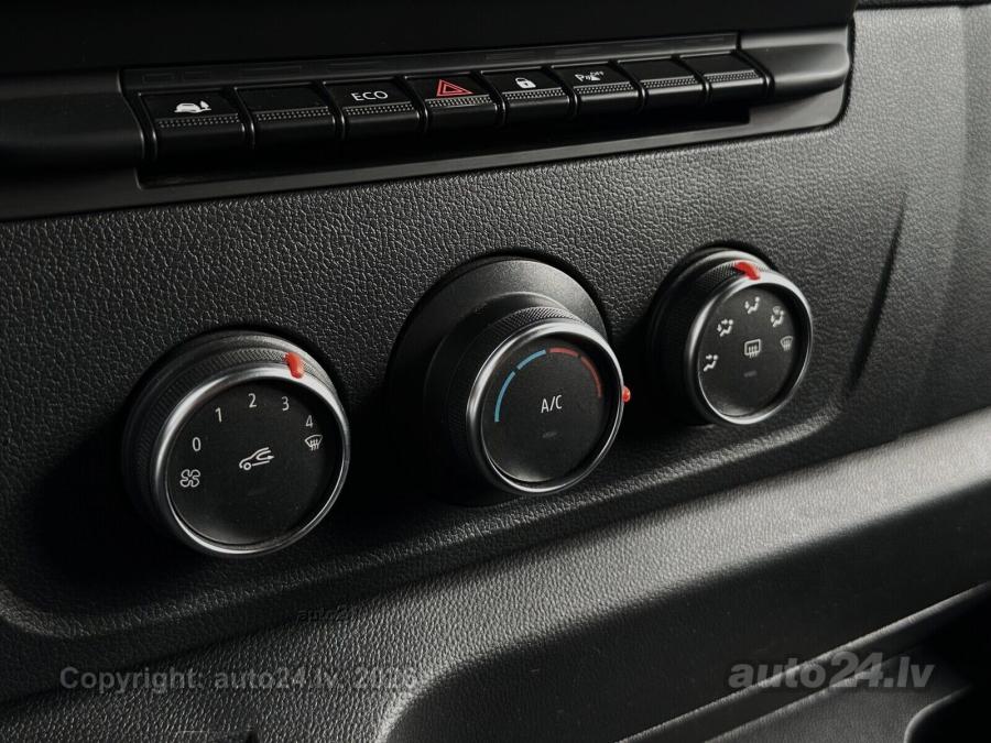 Balts Renault Master 2023 Rīga, ar dzinēja tilpumu 2.30 L un nobraukumu 126 tūkst. km par 28250 €, foto 13 vietnē AUTOMOTO.COM.LV