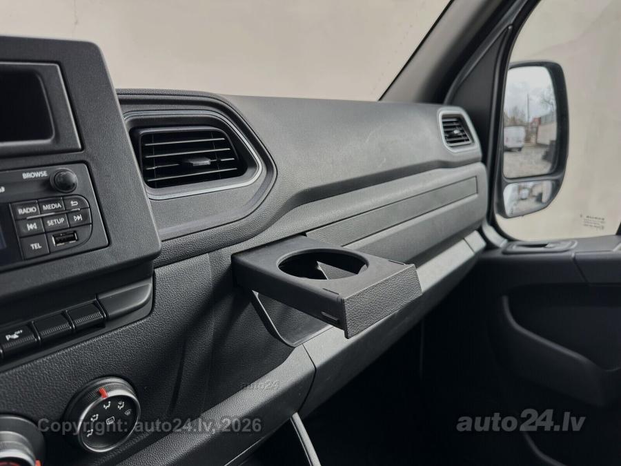 Balts Renault Master 2023 Rīga, ar dzinēja tilpumu 2.30 L un nobraukumu 126 tūkst. km par 28250 €, foto 14 vietnē AUTOMOTO.COM.LV