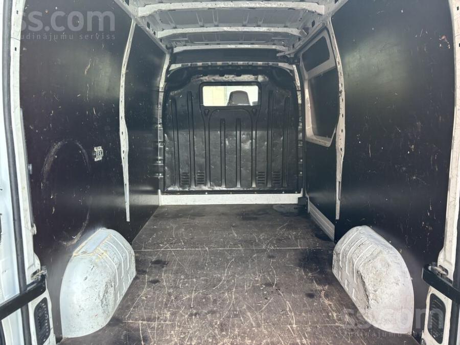 Balts Renault Master 2017 Rīga, ar dzinēja tilpumu 2.30 L un nobraukumu 266 tūkst. km par 8900 €, foto 13 vietnē AUTOMOTO.COM.LV
