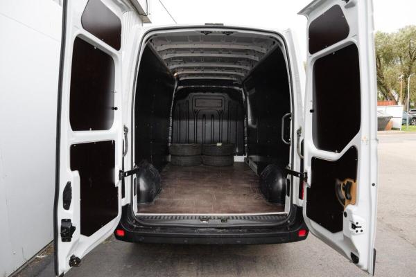 Balts Renault Master 2023 Rīga, ar dzinēja tilpumu 2.30 L un nobraukumu 47 tūkst. km par 25500 €, foto 9 vietnē AUTOMOTO.COM.LV