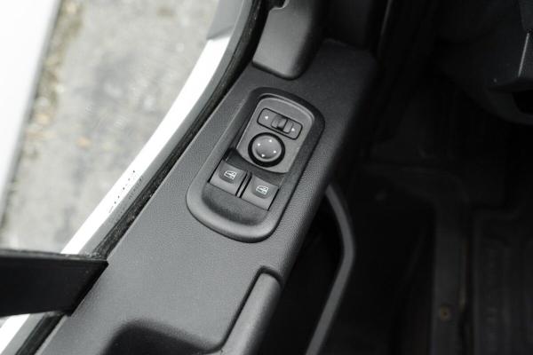 Balts Renault Master 2023 Rīga, ar dzinēja tilpumu 2.30 L un nobraukumu 47 tūkst. km par 25500 €, foto 10 vietnē AUTOMOTO.COM.LV