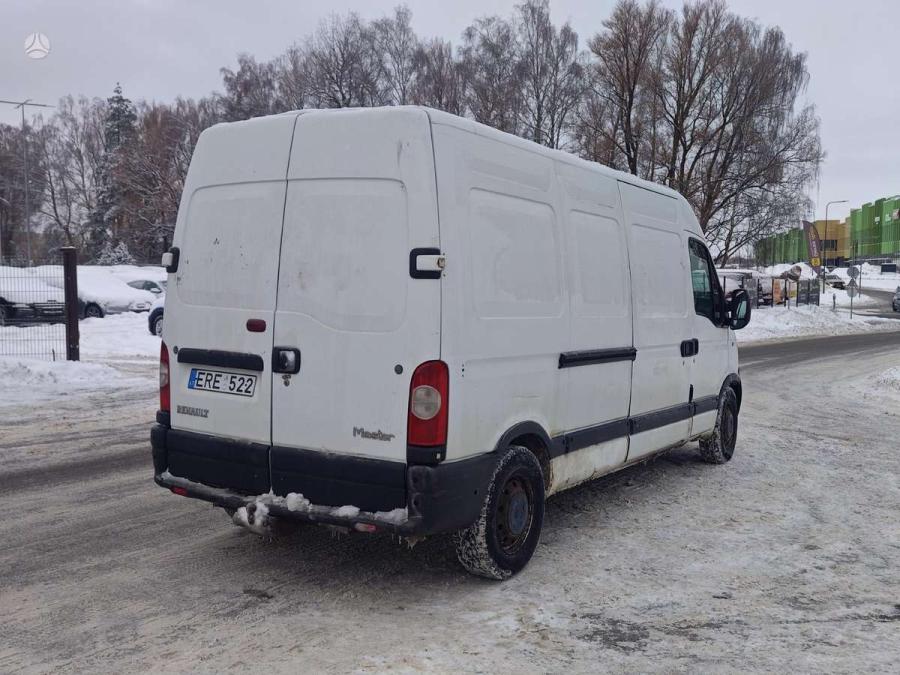 White Renault Master 2004 in Vilnius, with an engine capacity of 2.50 L and mileage of 317 thousand km for 1850 €, photo 5 on AUTOMOTO.COM.LV
