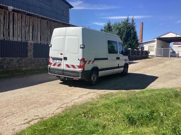 White Renault Master 2004 in Utena, with an engine capacity of 2.50 L and mileage of 314 thousand km for 3872 €, photo 8 on AUTOMOTO.COM.LV