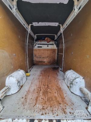 Balts Renault Master 2004 Šauļi, ar dzinēja tilpumu 2.50 L un nobraukumu 512 tūkst. km par 1700 €, foto 12 vietnē AUTOMOTO.COM.LV