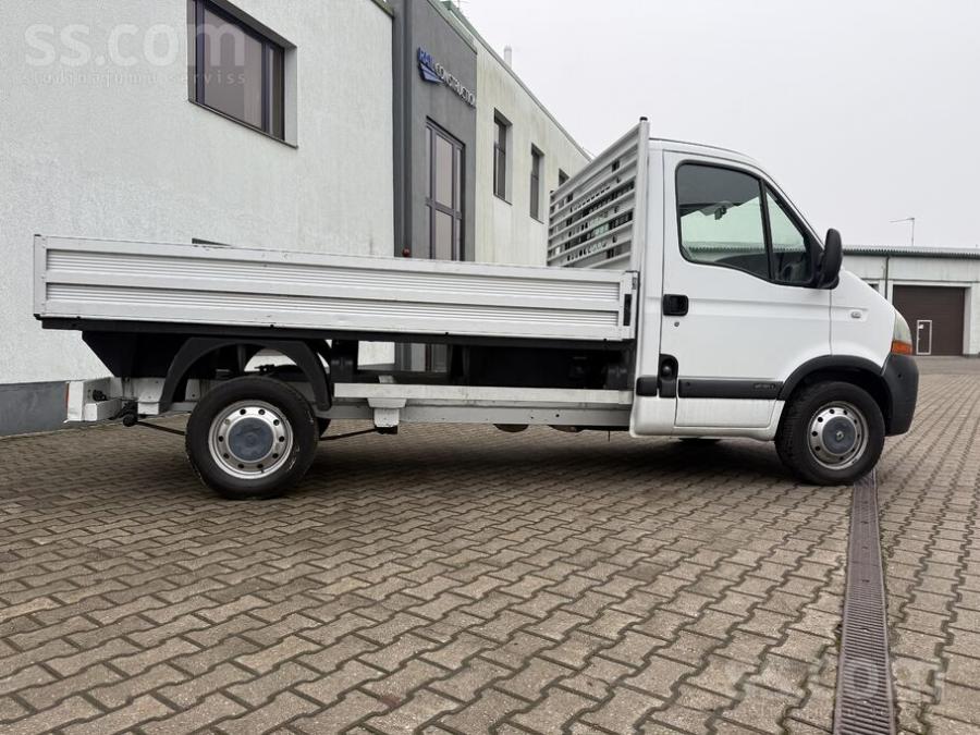 Balts Renault Master 2005 Rīga, ar dzinēja tilpumu 2.50 L un nobraukumu 164 tūkst. km par 4950 €, foto 3 vietnē AUTOMOTO.COM.LV