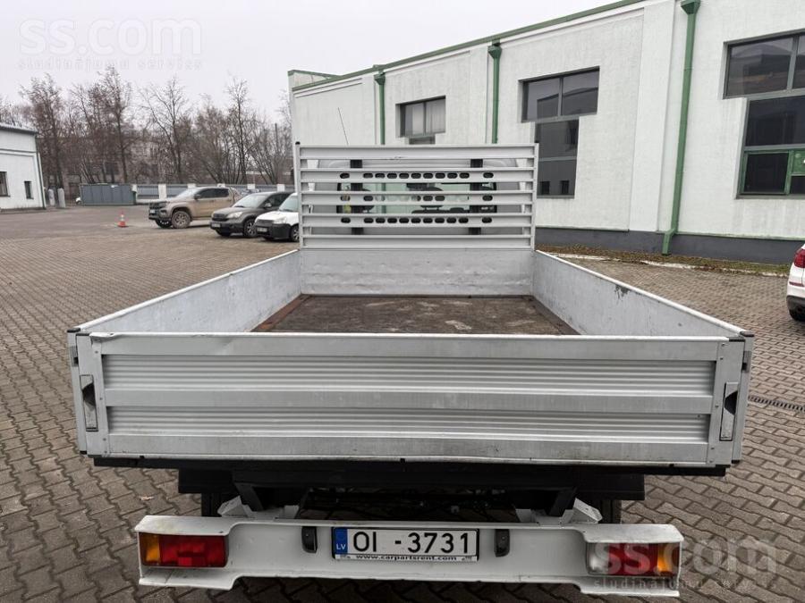Balts Renault Master 2005 Rīga, ar dzinēja tilpumu 2.50 L un nobraukumu 164 tūkst. km par 4950 €, foto 5 vietnē AUTOMOTO.COM.LV