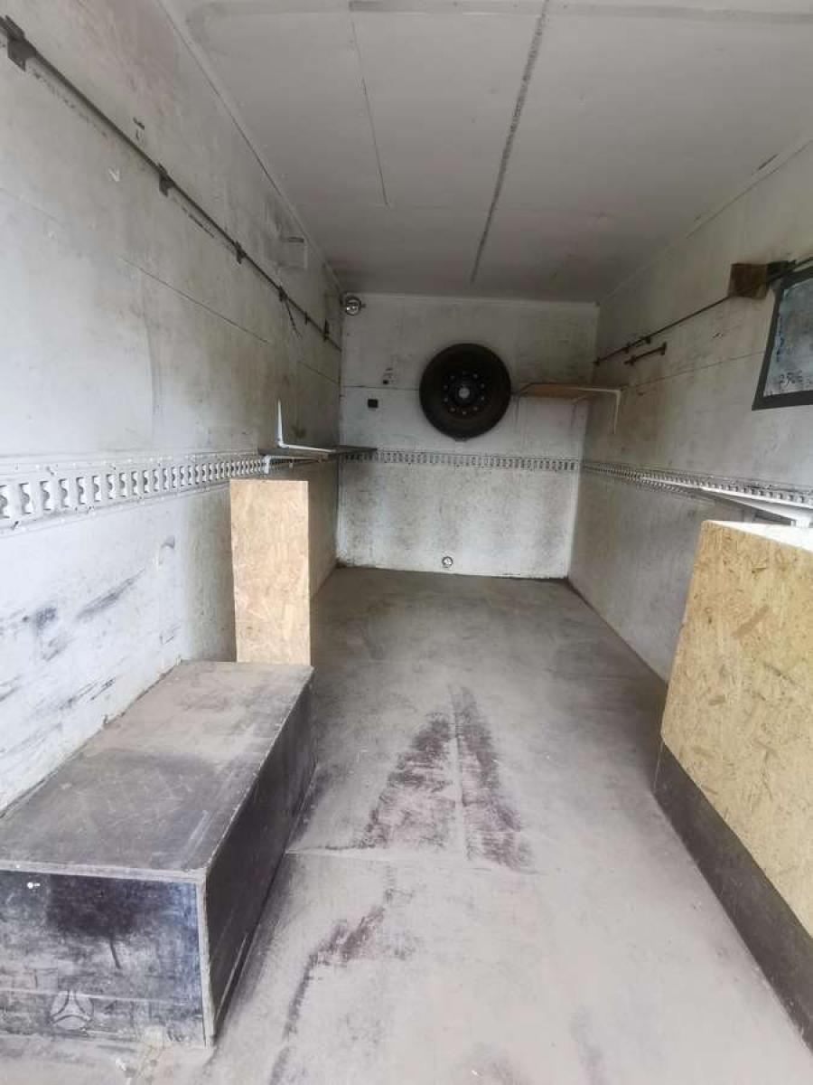 Balts Renault Master 2005 Šauļi, ar dzinēja tilpumu 2.46 L un nobraukumu 311 tūkst. km par 4500 €, foto 7 vietnē AUTOMOTO.COM.LV