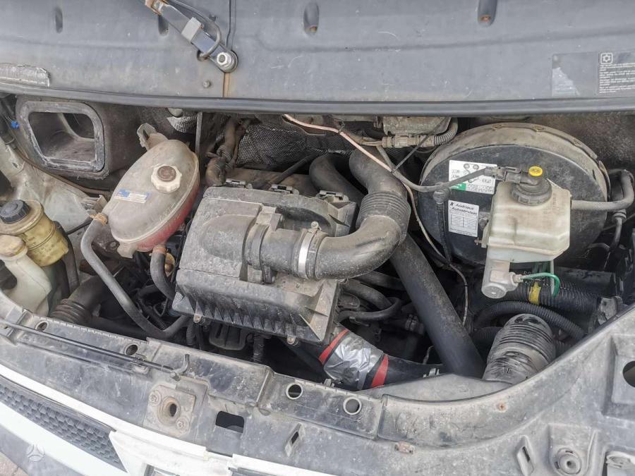 Balts Renault Master 2005 Šauļi, ar dzinēja tilpumu 2.46 L un nobraukumu 311 tūkst. km par 4500 €, foto 11 vietnē AUTOMOTO.COM.LV