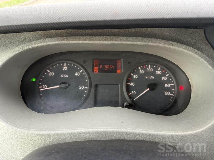 Balts Renault Master 2007 Jelgava, ar dzinēja tilpumu 2.50 L un nobraukumu 219 tūkst. km par 3900 €, foto 16 vietnē AUTOMOTO.COM.LV