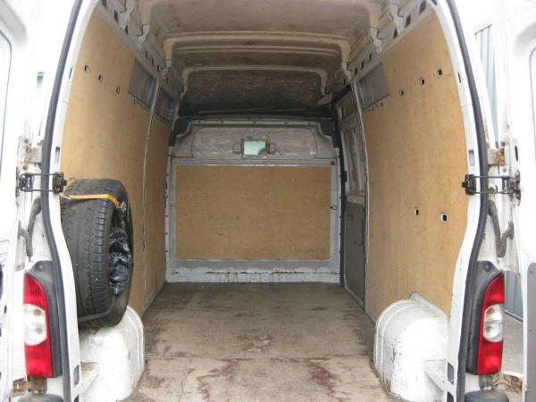 Balts Renault Master 2008 Kauņa, ar dzinēja tilpumu 2.46 L un nobraukumu 466 tūkst. km par 3850 €, foto 4 vietnē AUTOMOTO.COM.LV