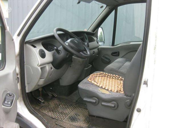 Balts Renault Master 2008 Kauņa, ar dzinēja tilpumu 2.46 L un nobraukumu 466 tūkst. km par 3850 €, foto 9 vietnē AUTOMOTO.COM.LV