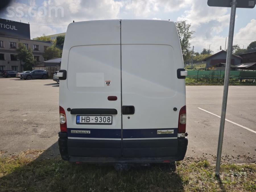 White Renault Master 2008 in Riga, with an engine capacity of 2.50 L and mileage of 310 thousand km for 2300 €, photo 5 on AUTOMOTO.COM.LV