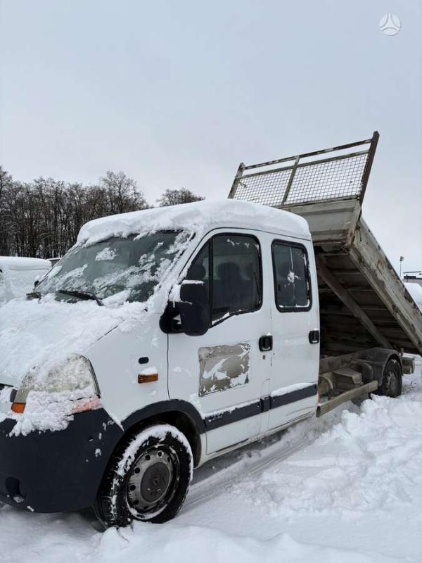 Balts Renault Master 2009 Tauragė, ar dzinēja tilpumu 2.46 L un nobraukumu 253 tūkst. km par 4600 €, foto 8 vietnē AUTOMOTO.COM.LV