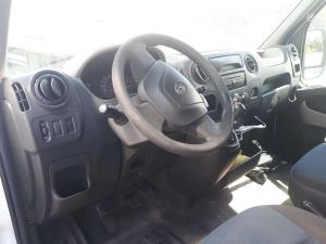 White Renault Master 2010 in Vilnius, with an engine capacity of 2.30 L and mileage of 289 thousand km for 5100 €, photo 7 on AUTOMOTO.COM.LV