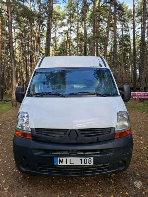 White Renault Master 2010 in Moletai, with an engine capacity of 2.46 L and mileage of 442 thousand km for 2000 €, photo 1 on AUTOMOTO.COM.LV