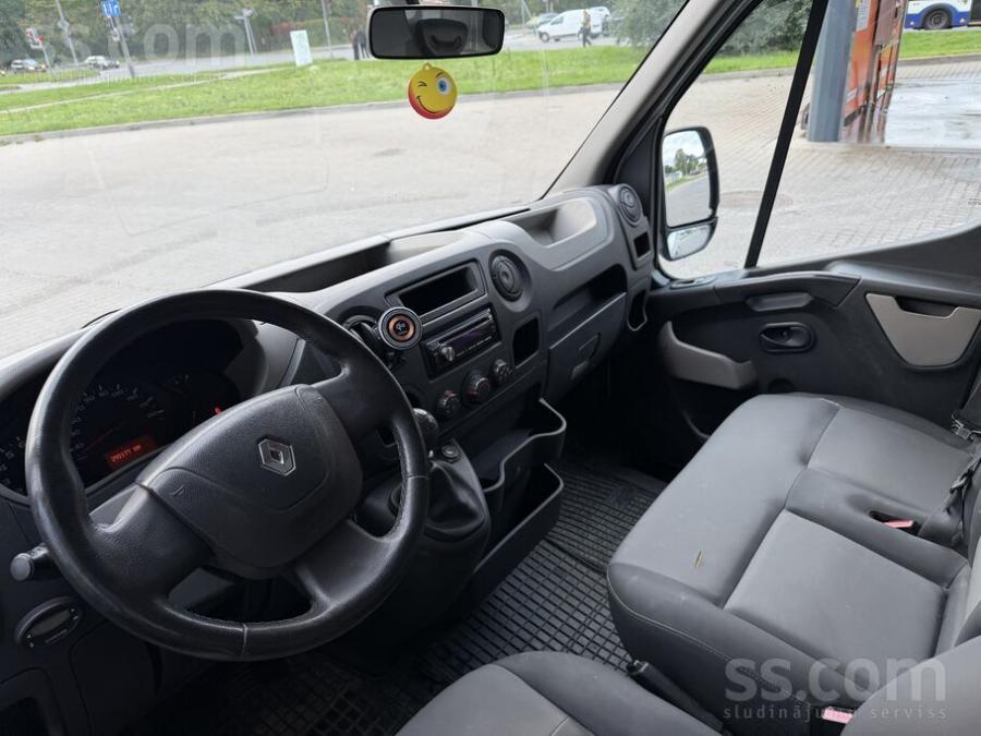 White Renault Master 2010 in Riga, with an engine capacity of 2.30 L and mileage of 292 thousand km for 5800 €, photo 9 on AUTOMOTO.COM.LV