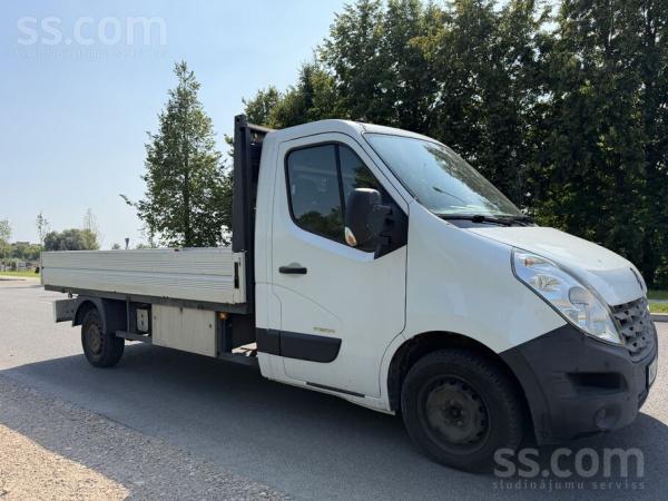 White Renault Master 2011 in Jelgava, with an engine capacity of 2.30 L and mileage of 110 thousand km for 9900 €, photo 3 on AUTOMOTO.COM.LV