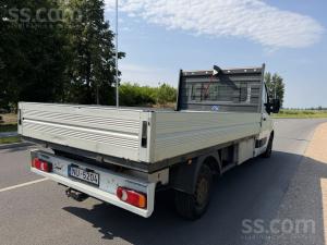 White Renault Master 2011 in Jelgava, with an engine capacity of 2.30 L and mileage of 110 thousand km for 9900 €, photo 5 on AUTOMOTO.COM.LV
