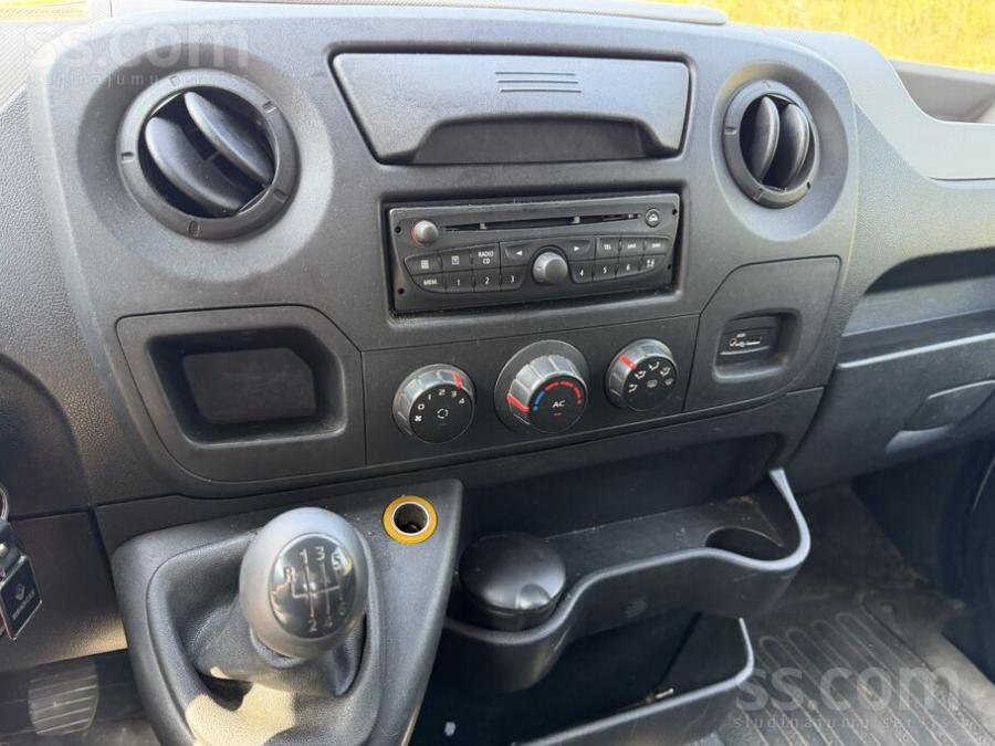White Renault Master 2011 in Jelgava, with an engine capacity of 2.30 L and mileage of 110 thousand km for 9900 €, photo 12 on AUTOMOTO.COM.LV