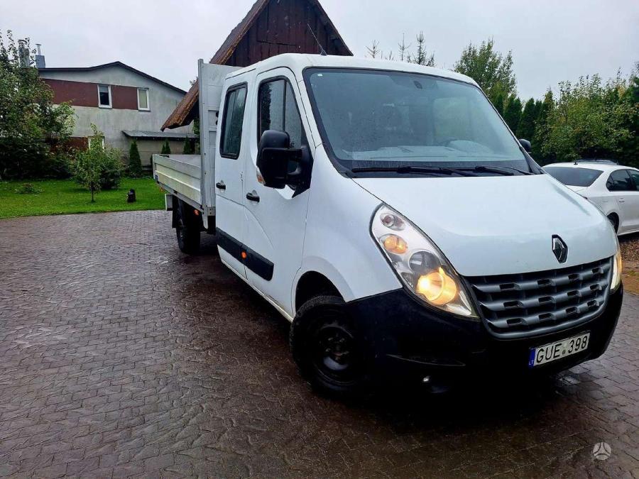 White Renault Master 2013 in Vilnius, with an engine capacity of 2.30 L and mileage of 220 thousand km for 5700 €, photo 2 on AUTOMOTO.COM.LV