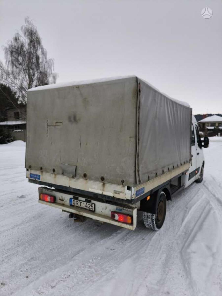 White Renault Master 2013 in Kaunas, with an engine capacity of 2.30 L and mileage of 250 thousand km for 9600 €, photo 4 on AUTOMOTO.COM.LV