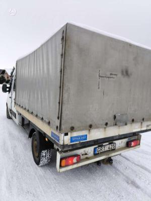 White Renault Master 2013 in Kaunas, with an engine capacity of 2.30 L and mileage of 250 thousand km for 9600 €, photo 5 on AUTOMOTO.COM.LV