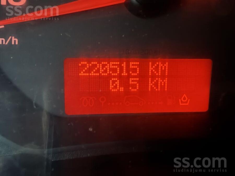 Balts Renault Master 2013 Jelgava, ar dzinēja tilpumu 2.30 L un nobraukumu 221 tūkst. km par 8100 €, foto 24 vietnē AUTOMOTO.COM.LV