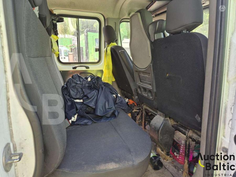 Balts Renault Master 2013 Viļņa, ar dzinēja tilpumu 2.30 L un nobraukumu 165 tūkst. km par 2150 €, foto 11 vietnē AUTOMOTO.COM.LV