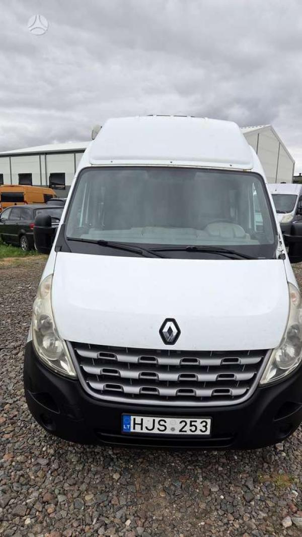 White Renault Master 2013 in Siauliai, with an engine capacity of 2.30 L and mileage of 318 thousand km for 6200 €, photo 2 on AUTOMOTO.COM.LV