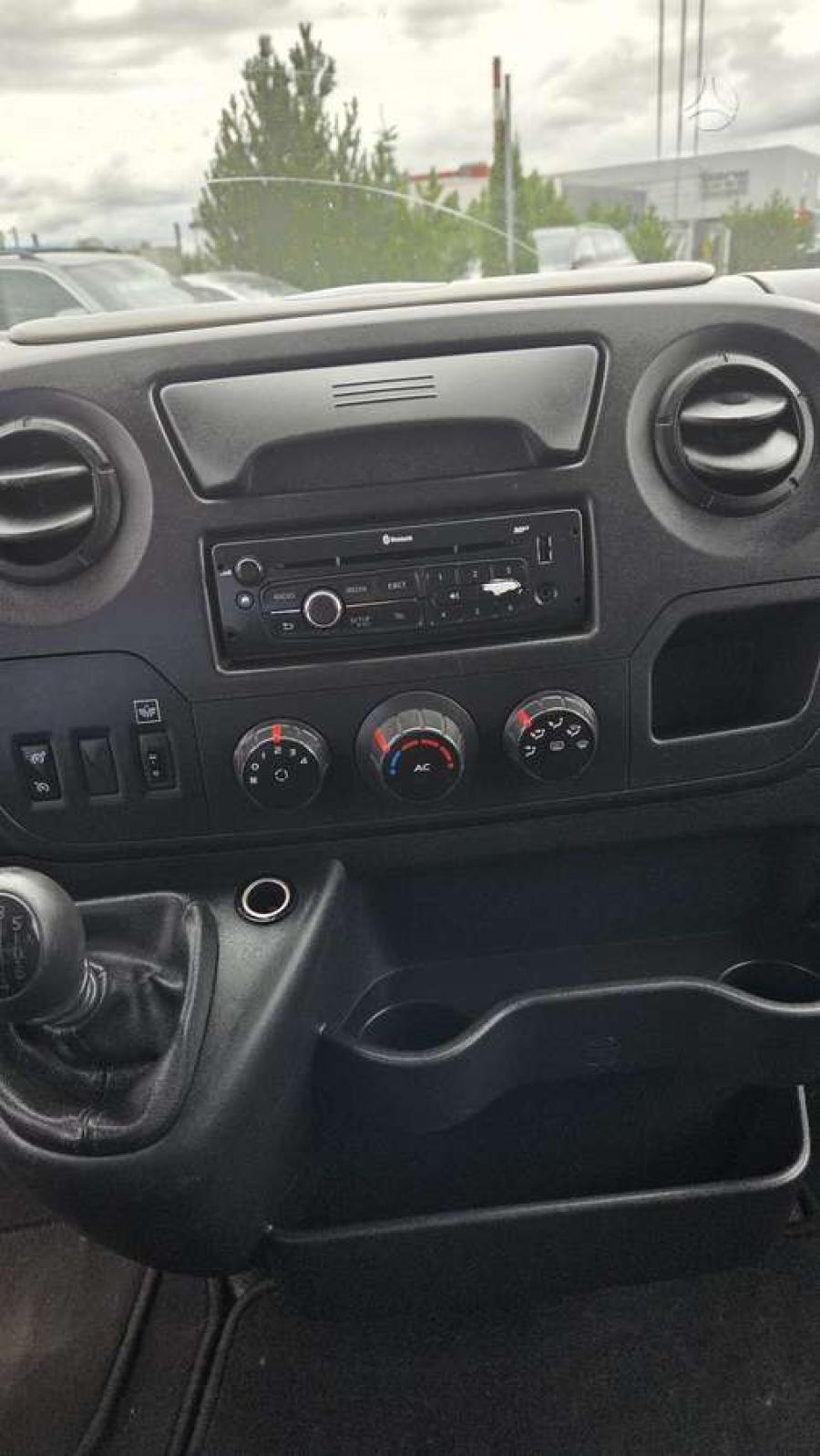 Balts Renault Master 2013 Šauļi, ar dzinēja tilpumu 2.30 L un nobraukumu 318 tūkst. km par 6200 €, foto 8 vietnē AUTOMOTO.COM.LV