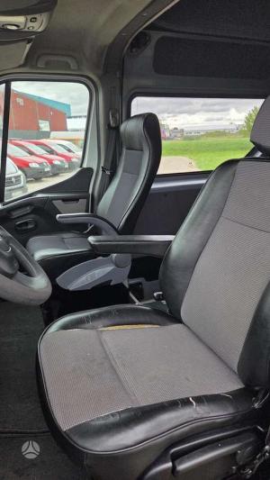Balts Renault Master 2013 Šauļi, ar dzinēja tilpumu 2.30 L un nobraukumu 318 tūkst. km par 6200 €, foto 10 vietnē AUTOMOTO.COM.LV