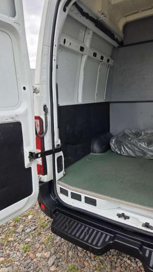 Balts Renault Master 2013 Šauļi, ar dzinēja tilpumu 2.30 L un nobraukumu 318 tūkst. km par 6200 €, foto 17 vietnē AUTOMOTO.COM.LV
