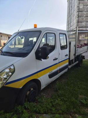 White Renault Master 2013 in Vilnius, with an engine capacity of 2.30 L and mileage of 297 thousand km for 6700 €, photo 4 on AUTOMOTO.COM.LV