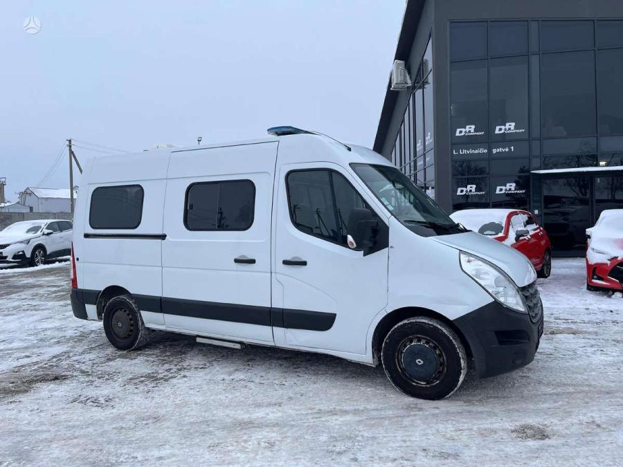 White Renault Master 2014 in Taurage, with an engine capacity of 2.30 L and mileage of 330 thousand km for 5900 €, photo 1 on AUTOMOTO.COM.LV