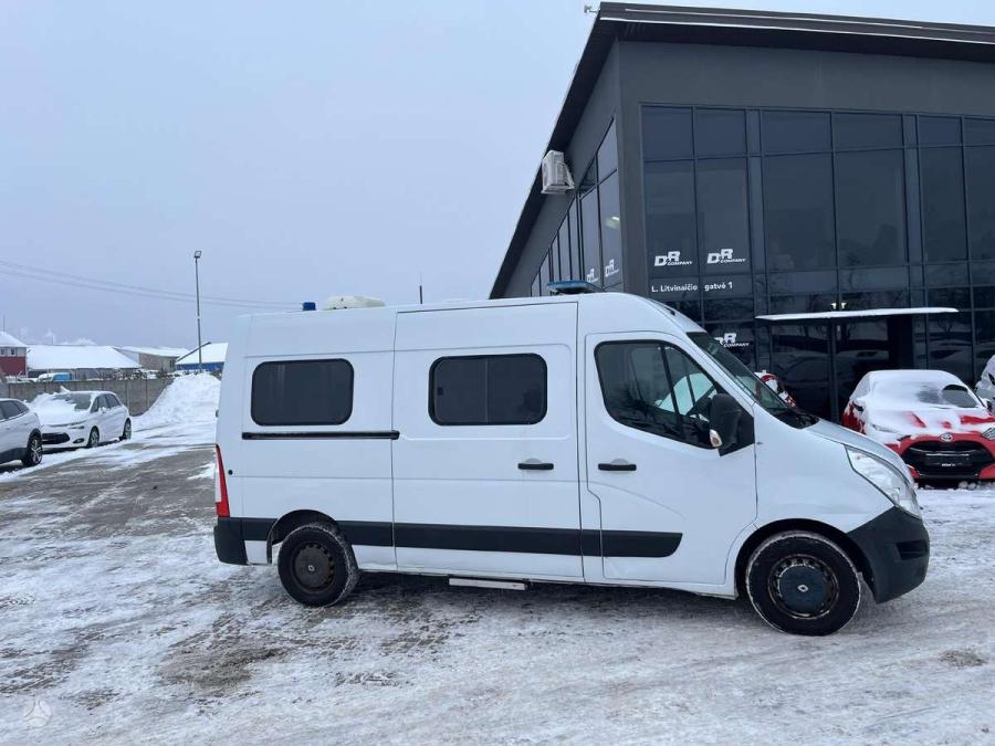 White Renault Master 2014 in Taurage, with an engine capacity of 2.30 L and mileage of 330 thousand km for 5900 €, photo 2 on AUTOMOTO.COM.LV