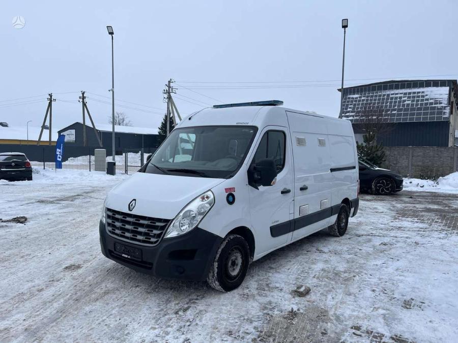 White Renault Master 2014 in Taurage, with an engine capacity of 2.30 L and mileage of 330 thousand km for 5900 €, photo 3 on AUTOMOTO.COM.LV