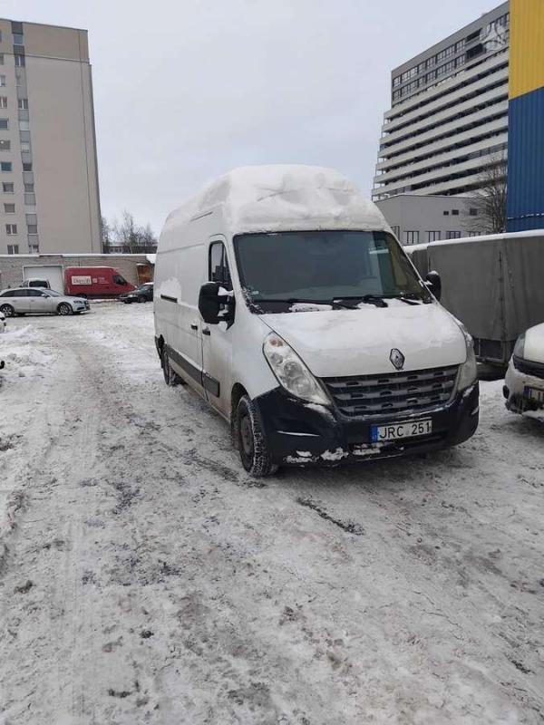 White Renault Master 2014 in Kaunas, with an engine capacity of 2.30 L and mileage of 647 thousand km for 4840 €, photo 1 on AUTOMOTO.COM.LV