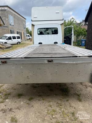 White Renault Master 2014 in Kaunas, with an engine capacity of 2.30 L and mileage of 486 thousand km for 5500 €, photo 13 on AUTOMOTO.COM.LV