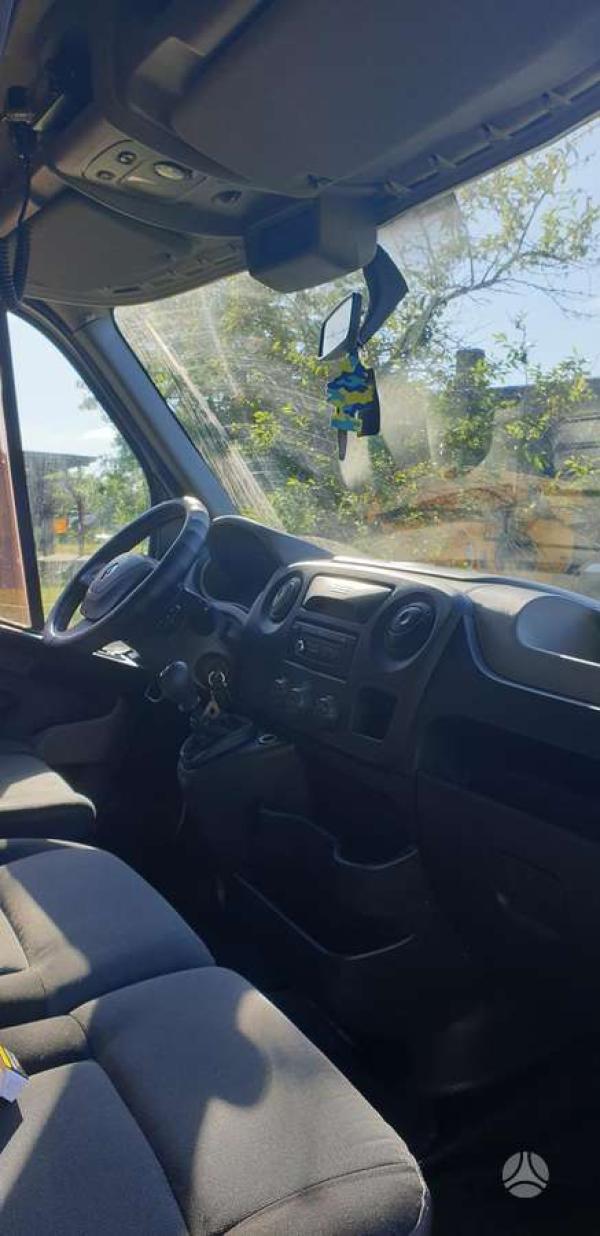 Balts Renault Master 2014 Švenčionys, ar dzinēja tilpumu 2.30 L un nobraukumu 439 tūkst. km par 8000 €, foto 4 vietnē AUTOMOTO.COM.LV
