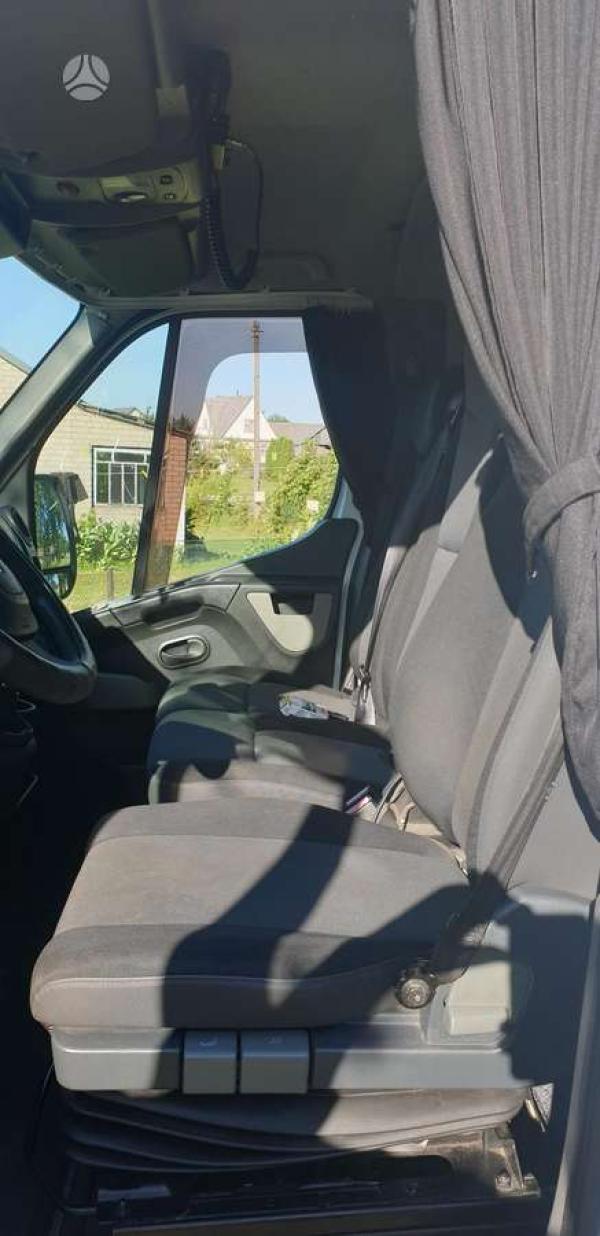 Balts Renault Master 2014 Švenčionys, ar dzinēja tilpumu 2.30 L un nobraukumu 439 tūkst. km par 8000 €, foto 9 vietnē AUTOMOTO.COM.LV