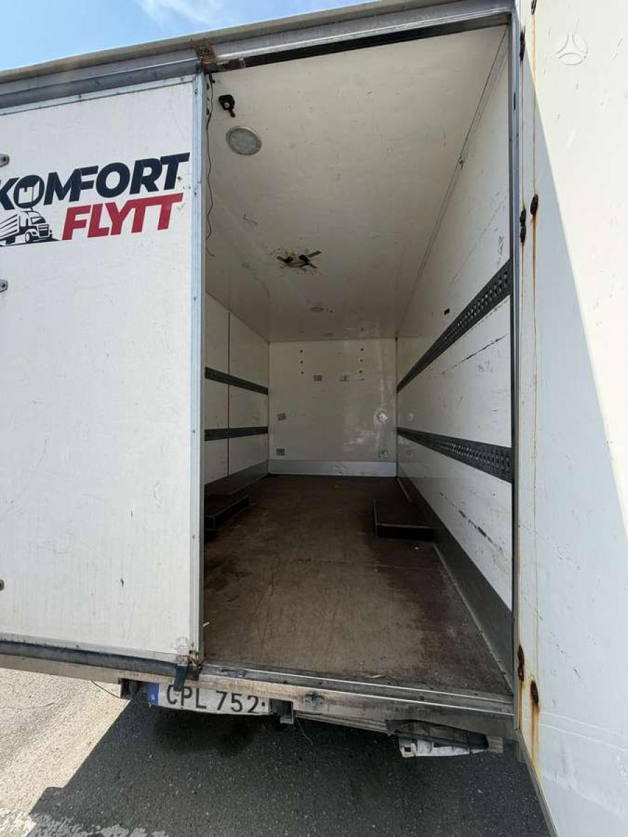 Balts Renault Master 2014 Rīga, ar dzinēja tilpumu 0.00 L un nobraukumu 280 tūkst. km par 3900 €, foto 7 vietnē AUTOMOTO.COM.LV