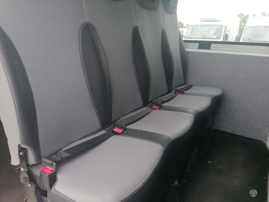 White Renault Master 2014 in Taurage, with an engine capacity of 2.30 L and mileage of 255 thousand km for 6800 €, photo 10 on AUTOMOTO.COM.LV