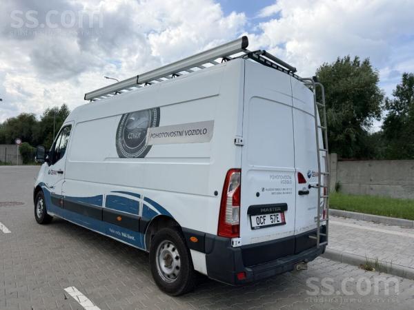 White Renault Master 2014 in Jelgava, with an engine capacity of 2.30 L and mileage of 255 thousand km for 9200 €, photo 5 on AUTOMOTO.COM.LV