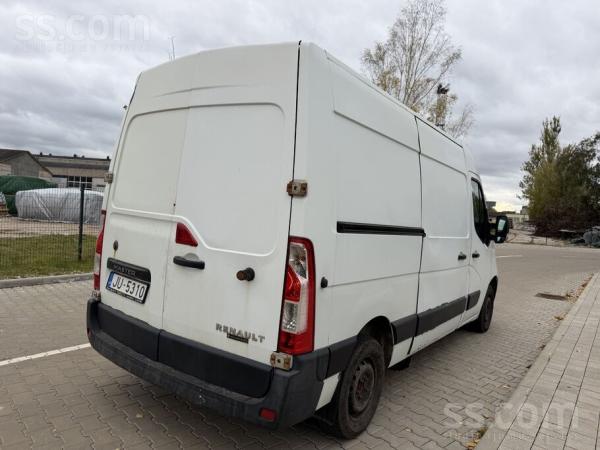 Renault Master 2014 in Jelgava on AUTOMOTO.COM.LV White Renault Master 2014 in Jelgava, with an engine capacity of 2.30 L and mileage of 515 thousand km for 5100 €, photo 4 on AUTOMOTO.COM.LV
