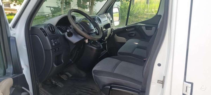 White Renault Master 2015 in Taurage, with an engine capacity of 2.30 L and mileage of 230 thousand km for 6700 €, photo 10 on AUTOMOTO.COM.LV