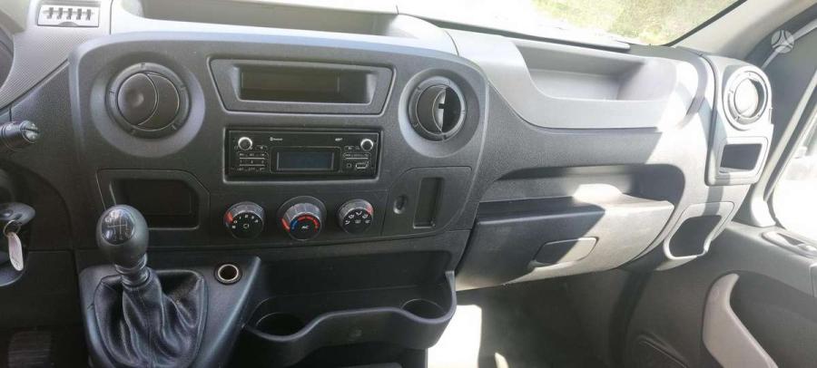 White Renault Master 2015 in Taurage, with an engine capacity of 2.30 L and mileage of 230 thousand km for 6700 €, photo 11 on AUTOMOTO.COM.LV