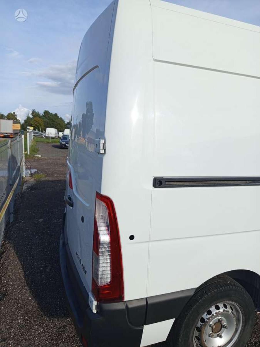 Balts Renault Master 2015 Tauragė, ar dzinēja tilpumu 2.30 L un nobraukumu 300 tūkst. km par 6500 €, foto 7 vietnē AUTOMOTO.COM.LV