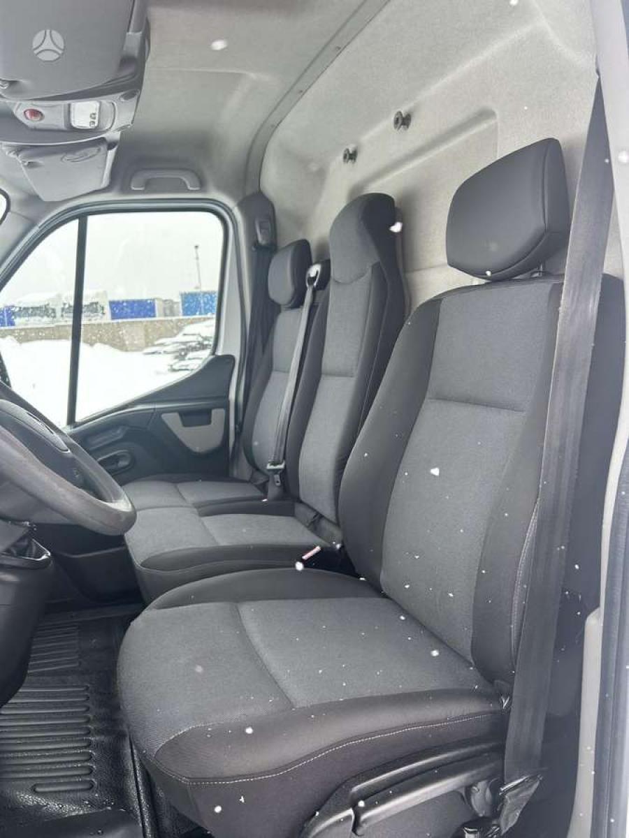Balts Renault Master 2016 Kauņa, ar dzinēja tilpumu 2.30 L un nobraukumu 285 tūkst. km par 5450 €, foto 9 vietnē AUTOMOTO.COM.LV