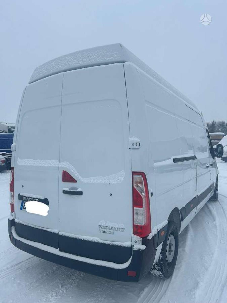 White Renault Master 2016 in Kaunas, with an engine capacity of 2.30 L and mileage of 295 thousand km for 5850 €, photo 12 on AUTOMOTO.COM.LV